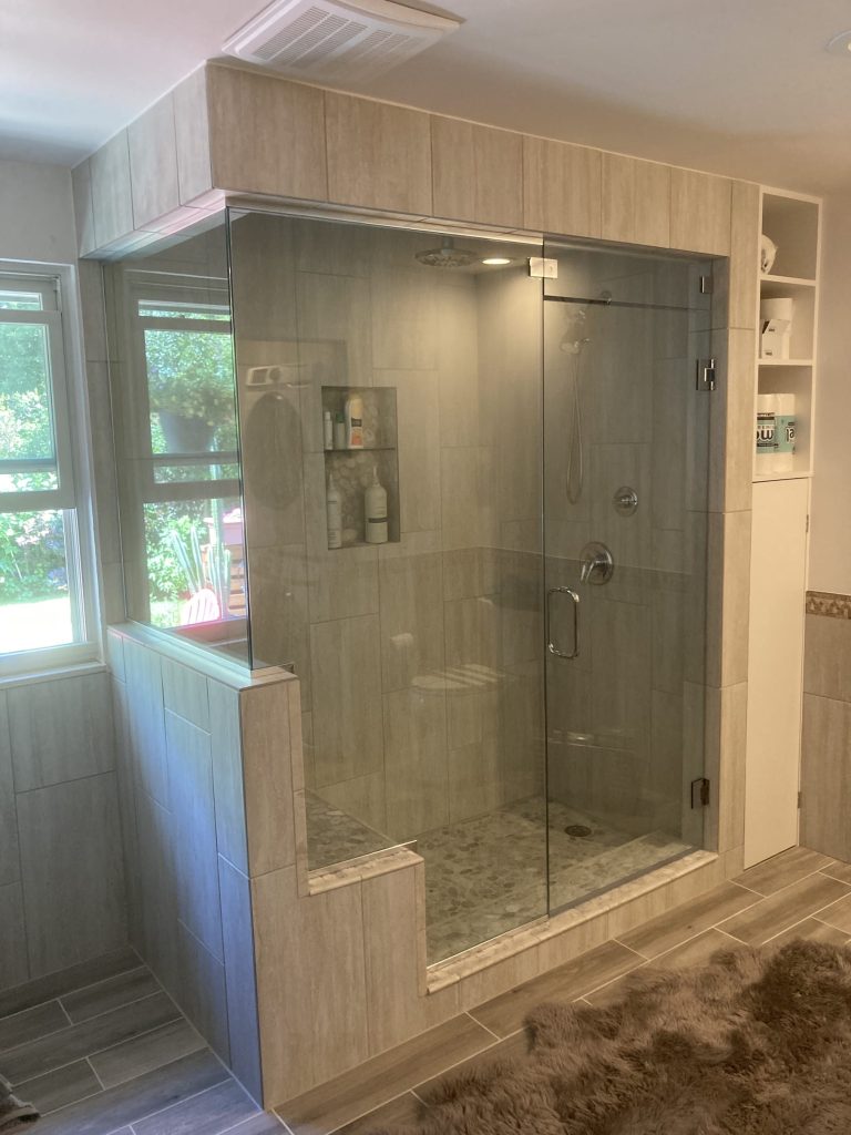 Steam room, bench, tile - Jan Tiles